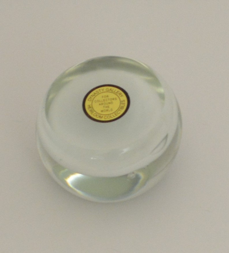 Paperweights/souvenir-clear Glass Paperweight With Face and Unique ...