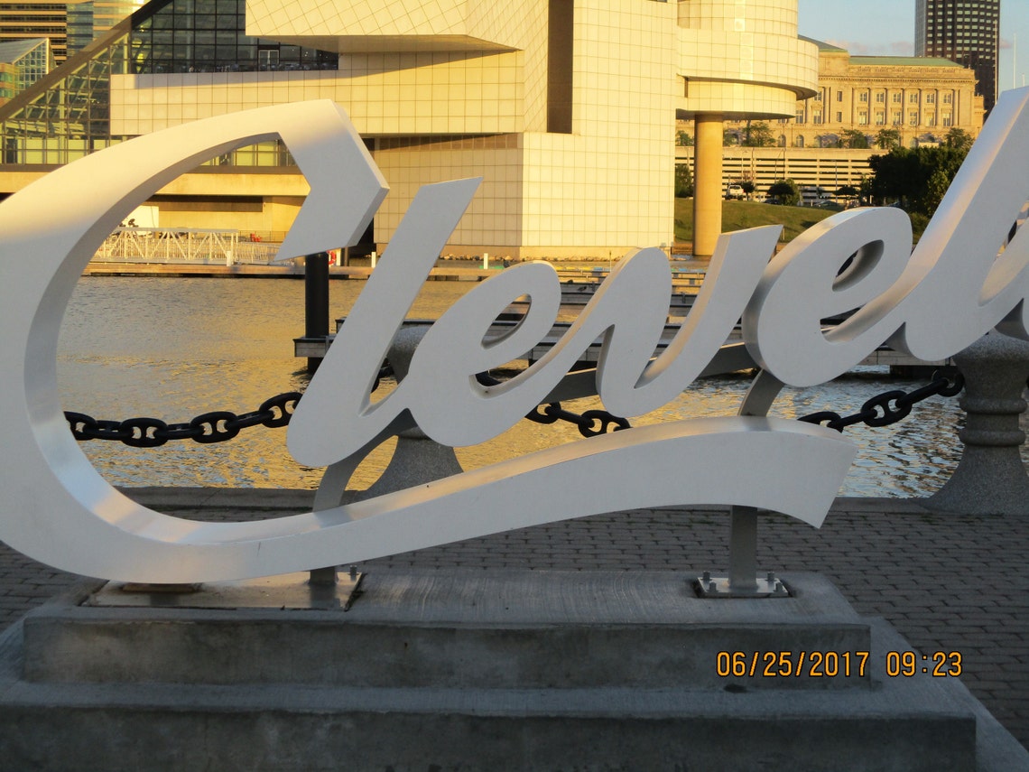 Cleveland Sign With the Skyline - Etsy