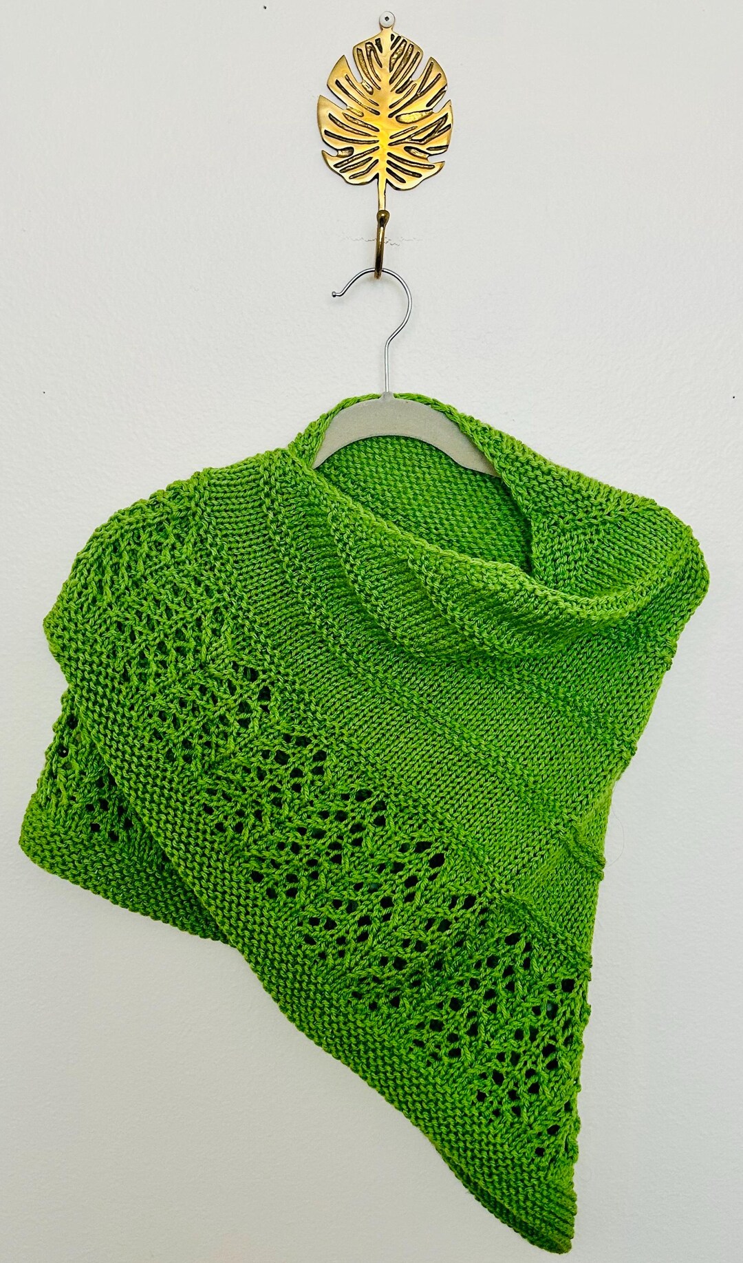 Handknit Spring Green Triagular Shawl With Lace Border - Etsy