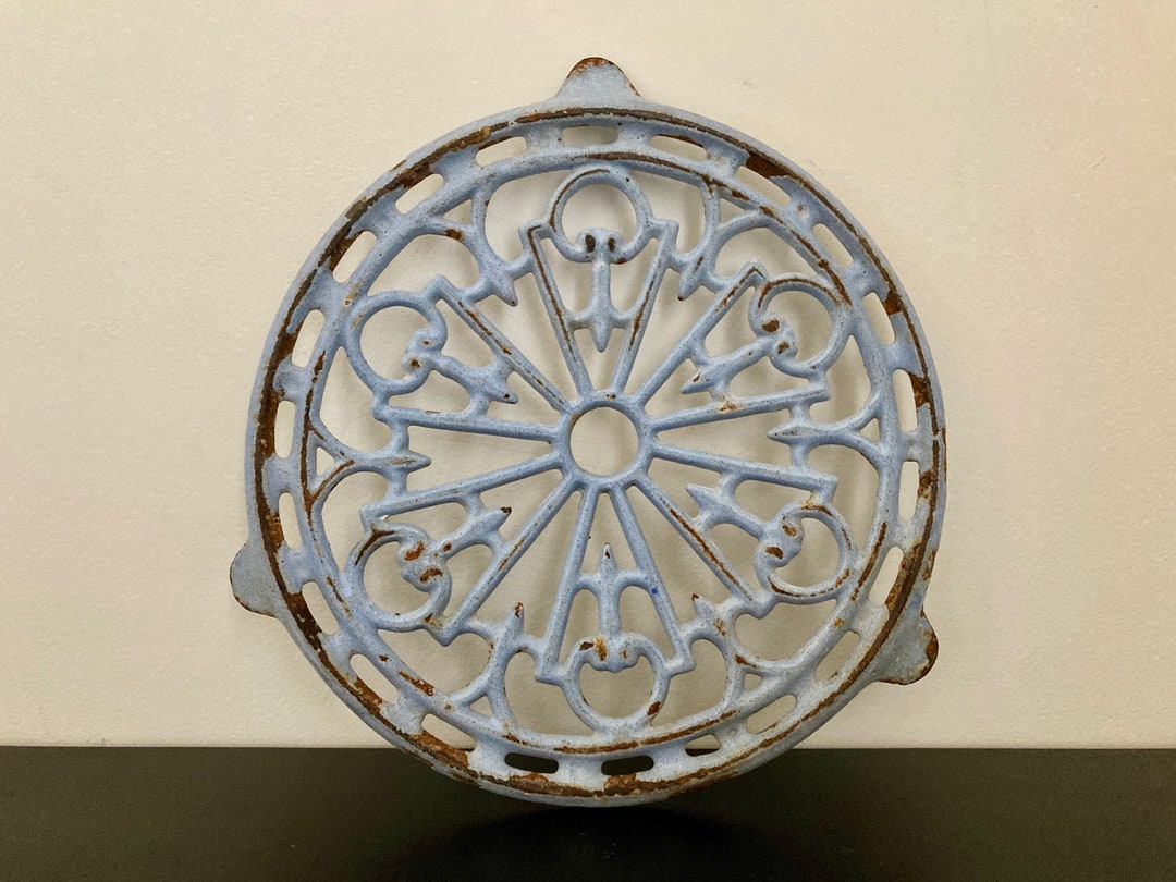 Lavender Enameled Cast Iron Trivet 3 Feet French Cast Iron Heat Proof ...