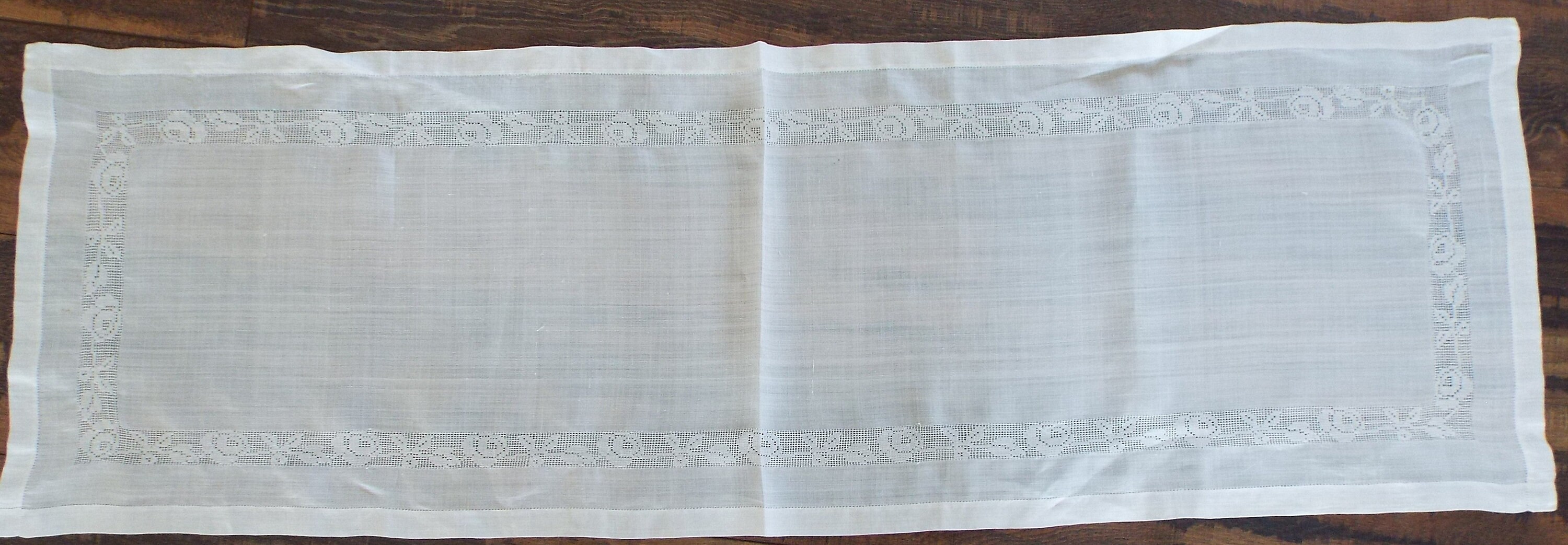 Antique Victorian Ivory Linen Table Runner or Dresser Scarf With Roses ...