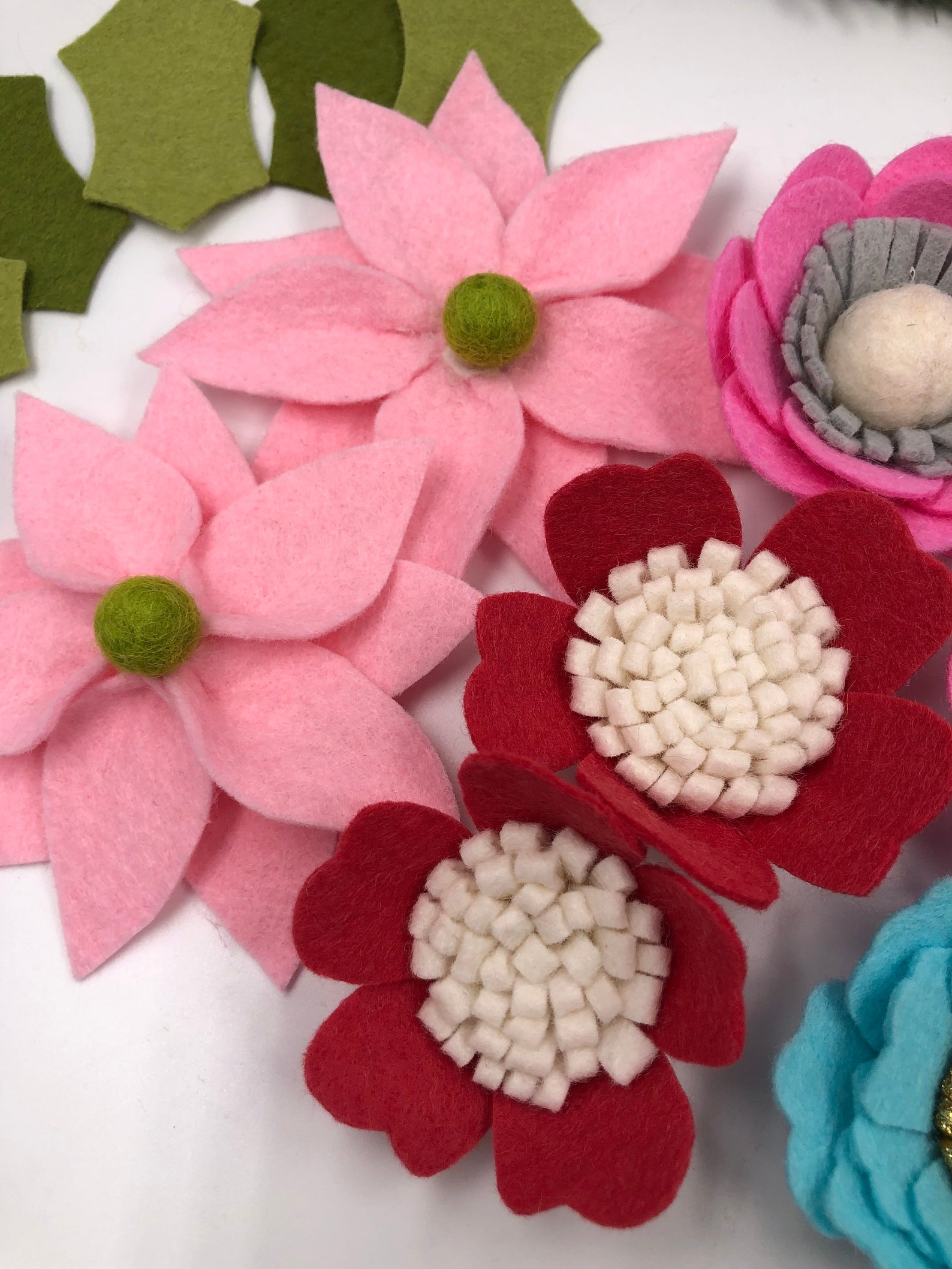 Holiday Brights - Loose Felt Flower Set, Christmas Felt Flowers, Bright ...