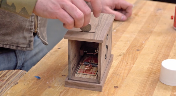 Toys & Games Stress Balls & Desk Toys Toys Trick Exploding Desktop Toy ...