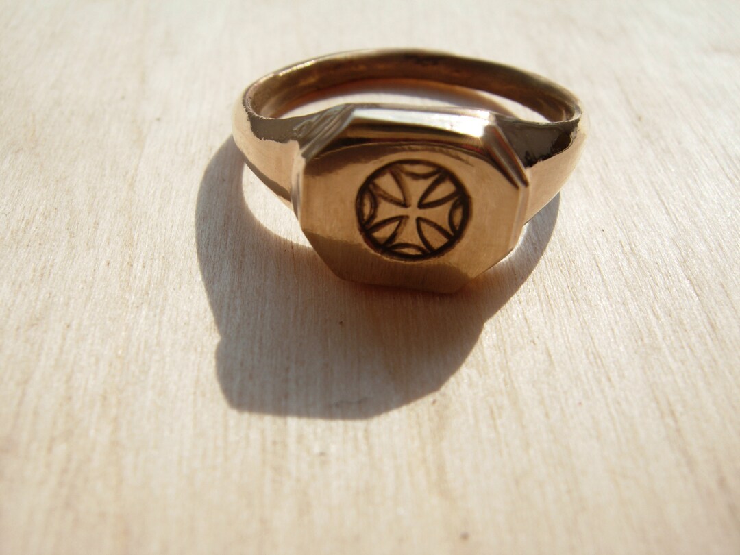 Hand Stamped Bronze Templar Signet Ring: Medieval Crusaders Cross - Etsy UK