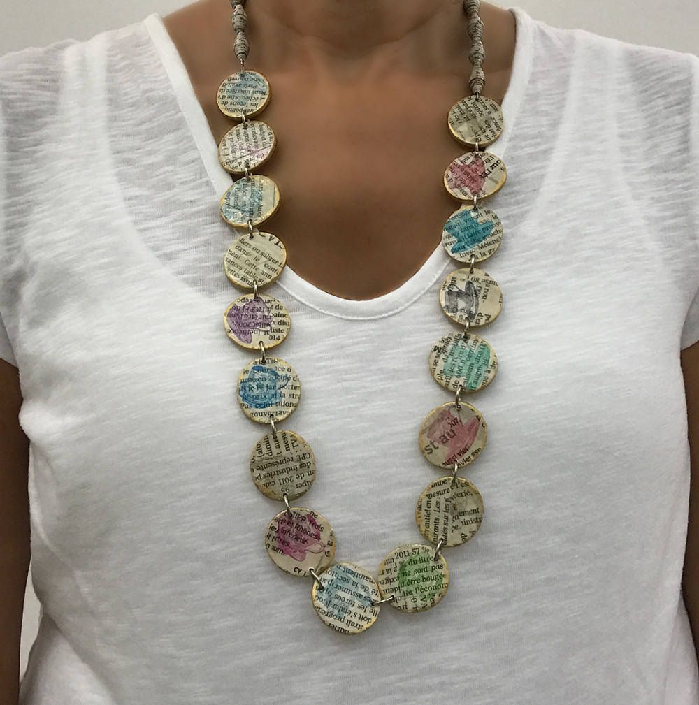 Bijoux recyclés. Bijoux en papier. Perles recyclées. Collier en papier ...