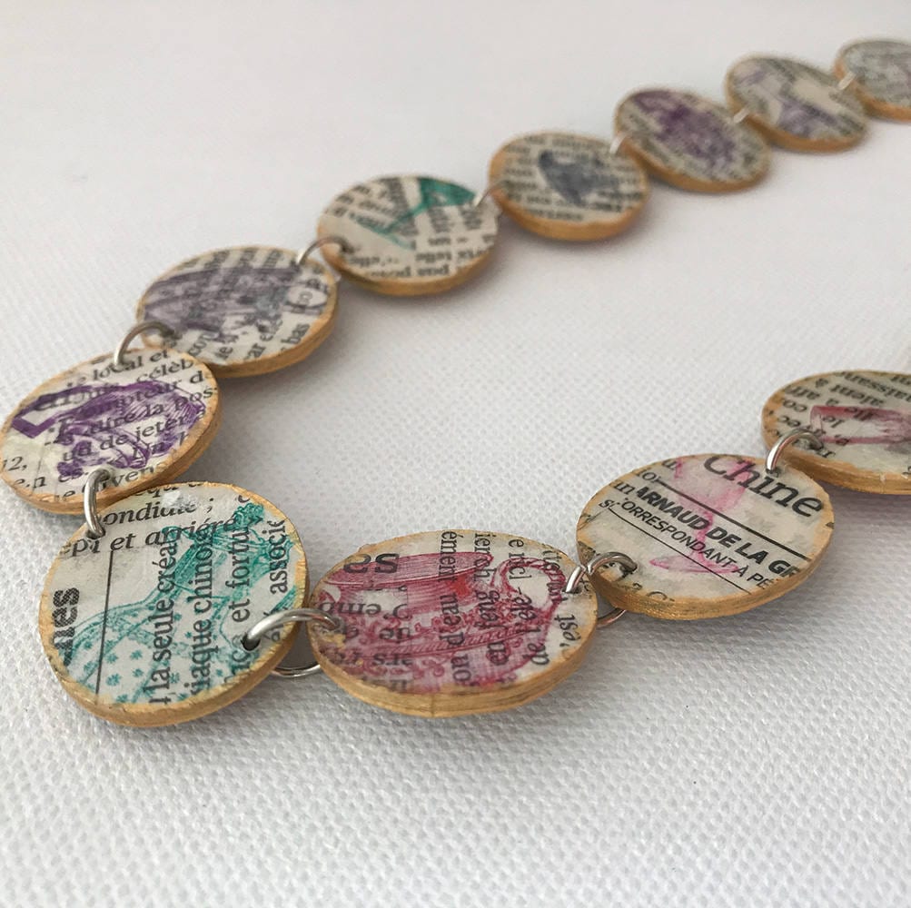 Bijoux recyclés. Bijoux en papier. Perles recyclées. Collier en papier ...