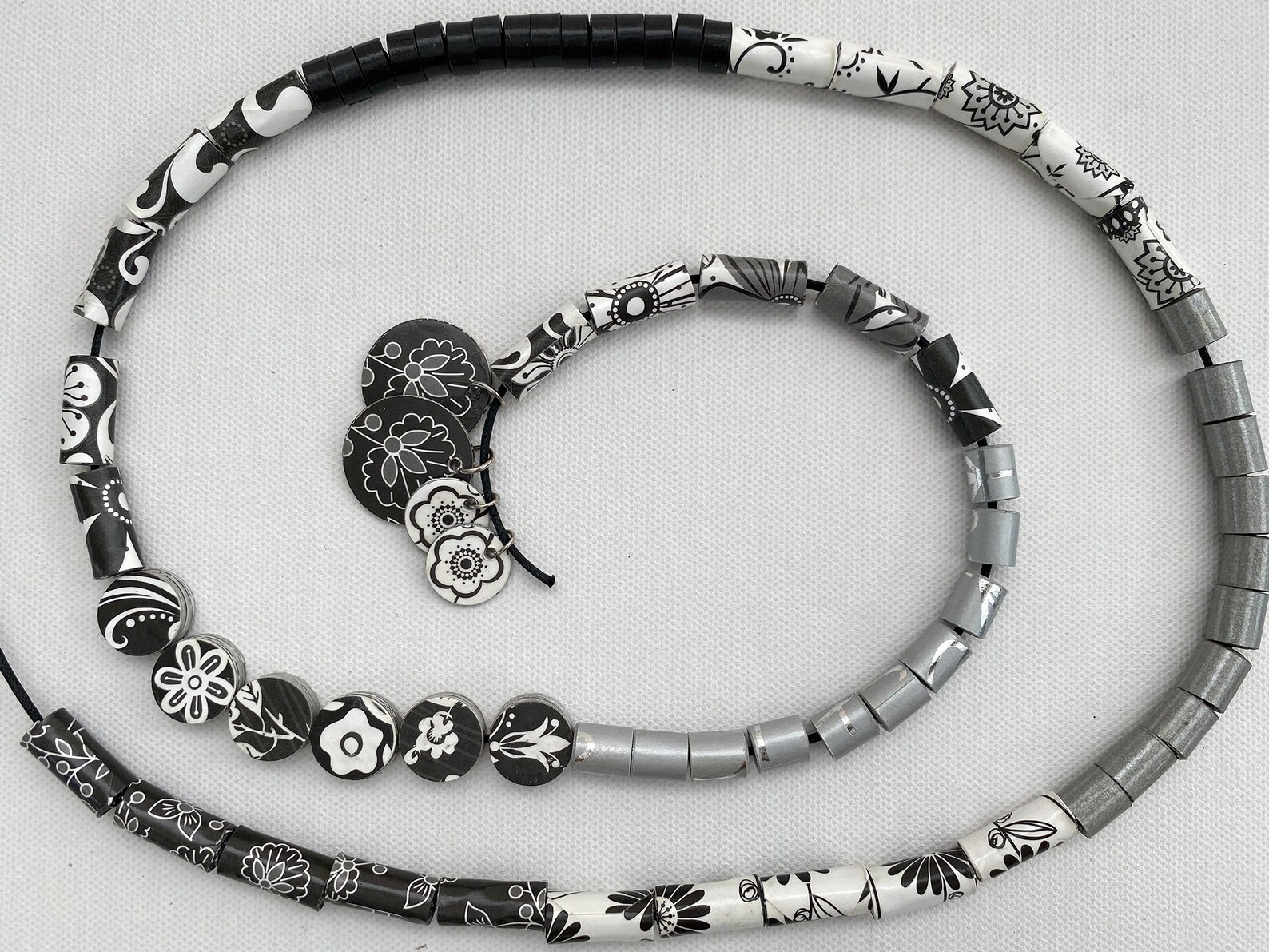 Paper Beads Assortment, Black & White Beads, Jewellery Components ...