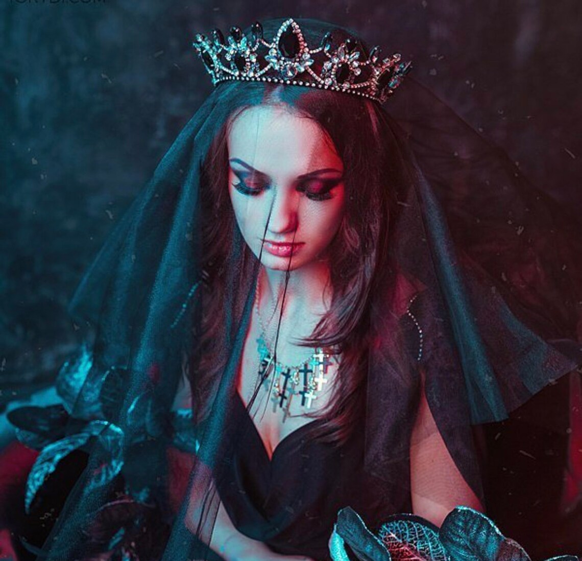 Black crown dark crown dark queen crown handmade crown gothic | Etsy