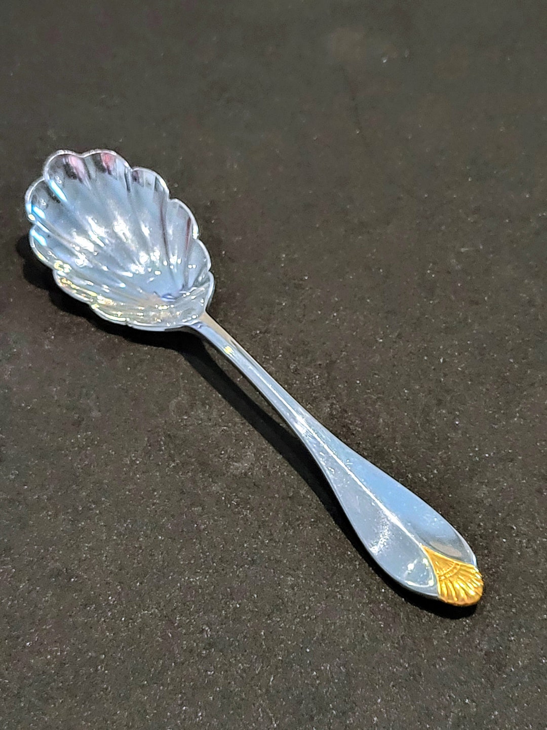 ONEIDA Kingswood Stainless Gold Accent Sugar Spoon/vintage 1987 Elegant ...