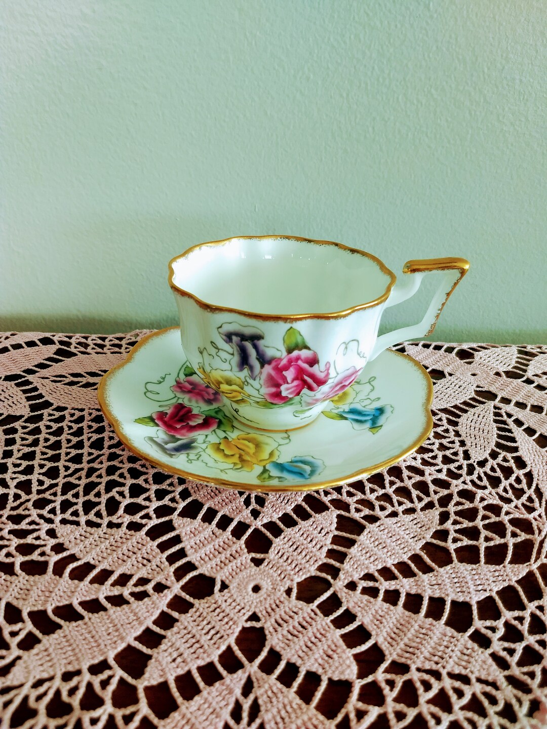 SALISBURY Sweet Pea Fine Bone Tea Set/swirled Scalloped Gold Trim ...