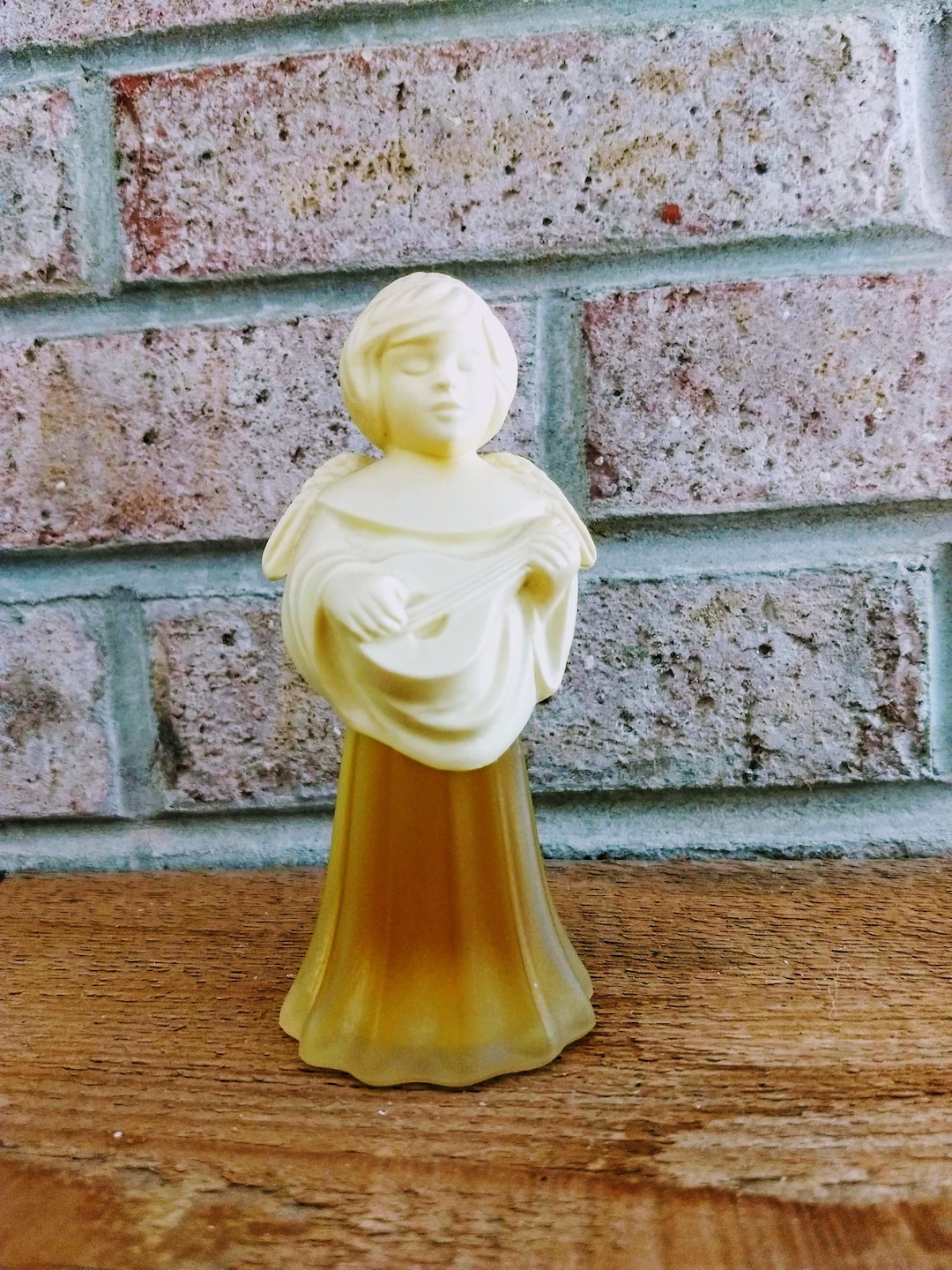 Under 20.00/AVON Angel Song Cologne/vintage Angel With Mandolin ...