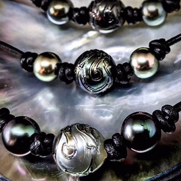 Three Pearl Necklace - Etsy