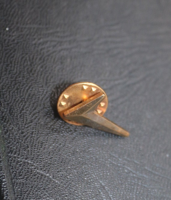 WW2 Vintage V for Victory Pin World WAR II Memorabilia - Etsy