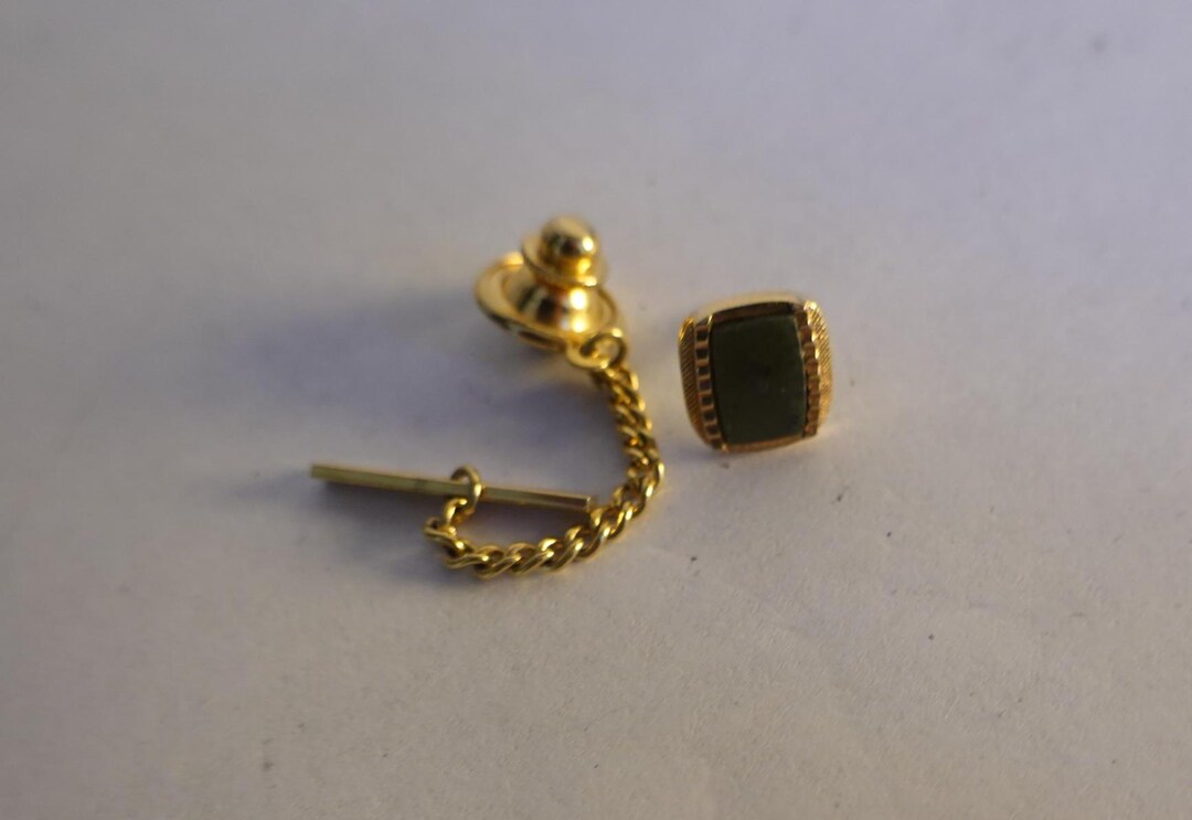 Vintage Tie Pin, Tie Tack, Green Jade Tie Pin,, Vintage Vintage ...