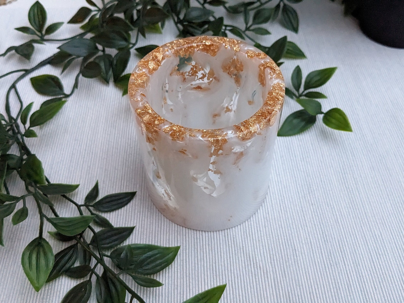 Matching Pearl White & Floating Gold Flakes Gift Set Trinket Tray and ...