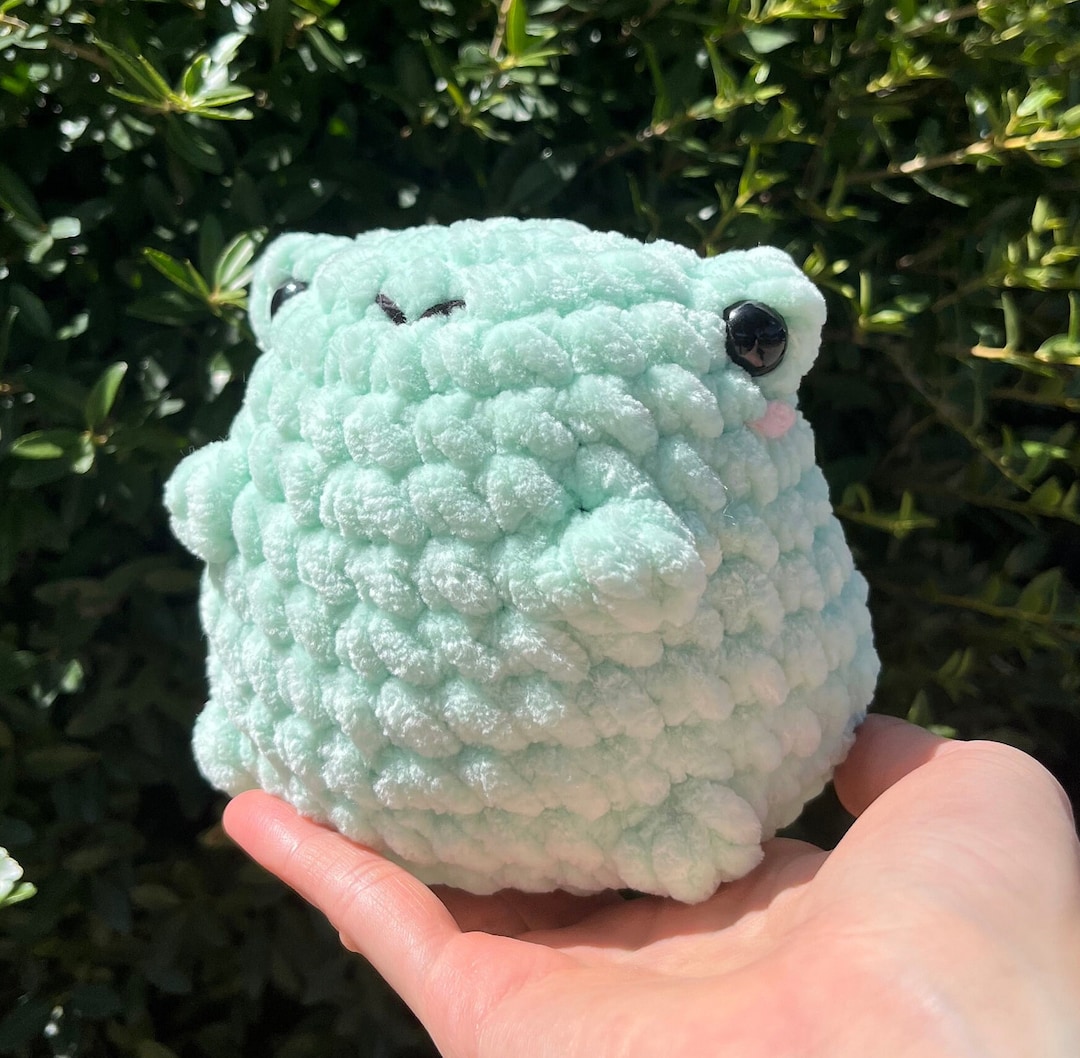 Cheeky Frog Amigurumi Frog Frog Plushie Crochet Frog - Etsy