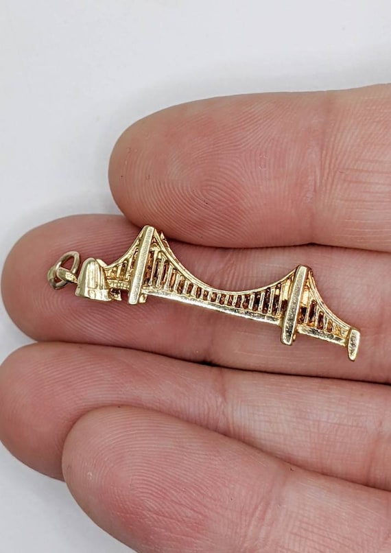 14k Gold Golden Gate Bridge Charm San Francisco Neckl… - Gem
