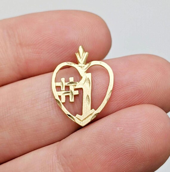 14k Yellow Gold Number One Heart Pendant with Diamond… - Gem