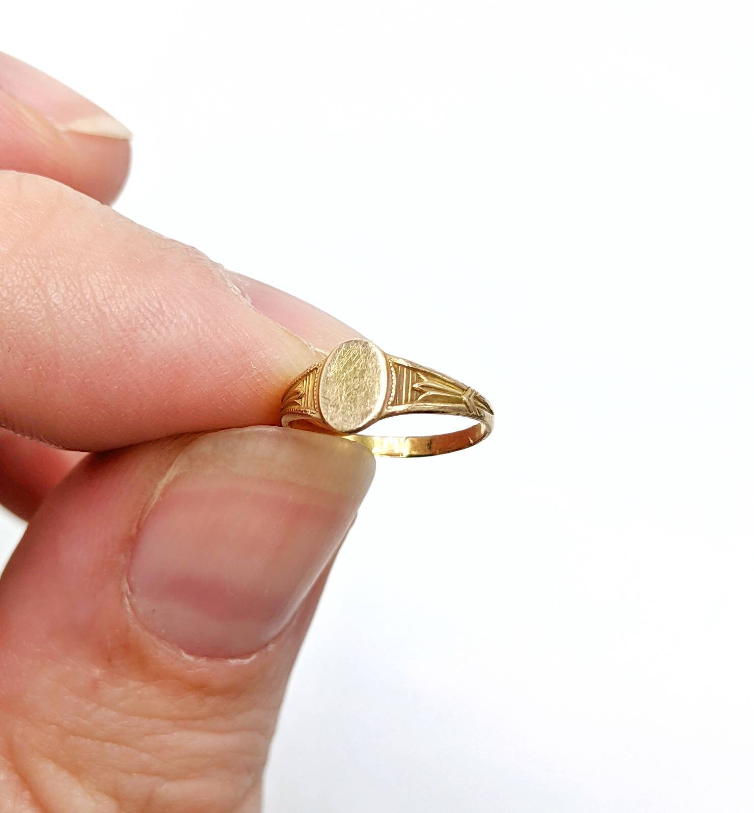 Vintage 10k Yellow Gold Baby Signet Ring Oval Face Size 0 - Etsy