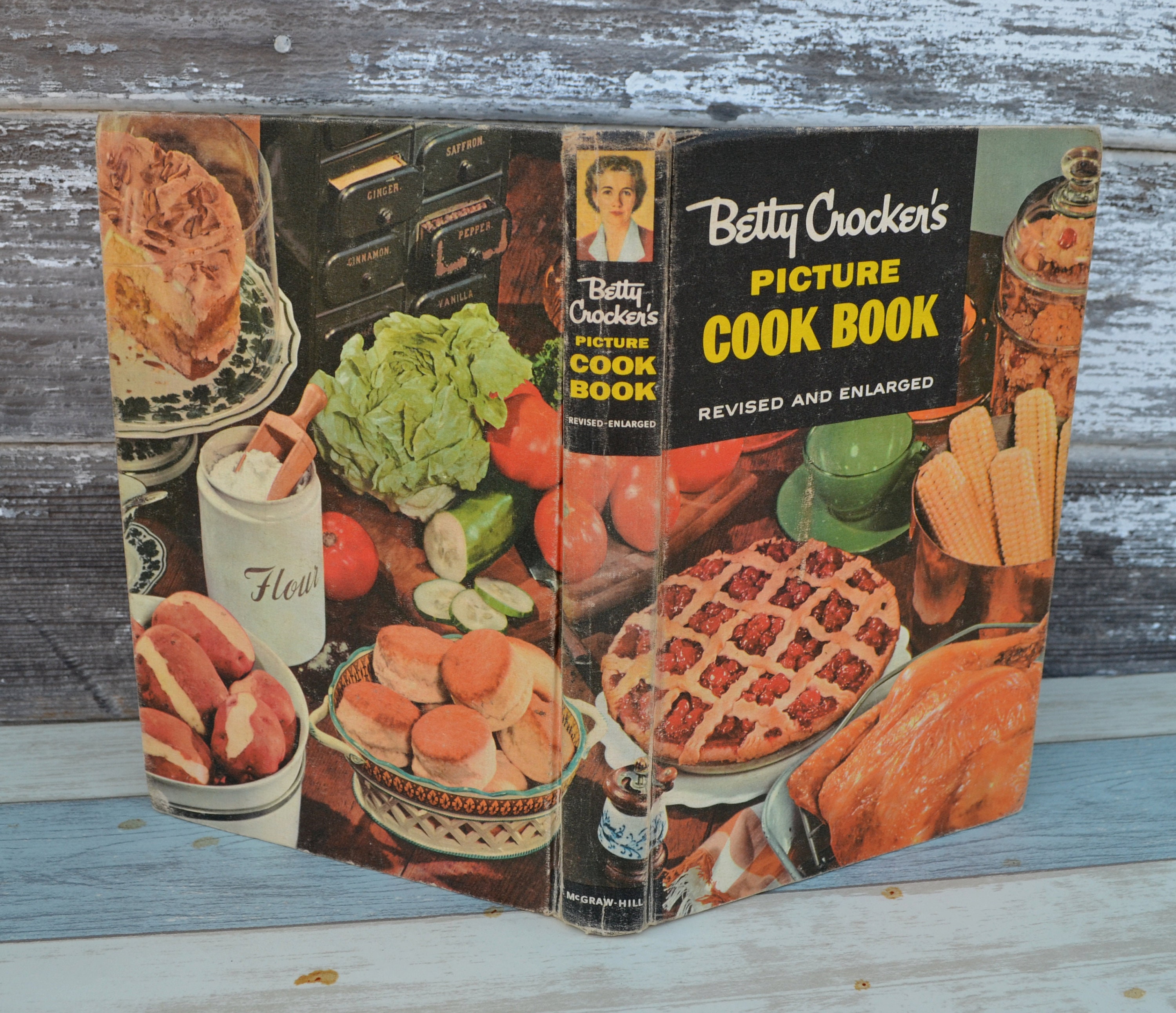 Vintage Betty Crocker Picture Cook Book Revised Enlarged Cookbook Hard ...