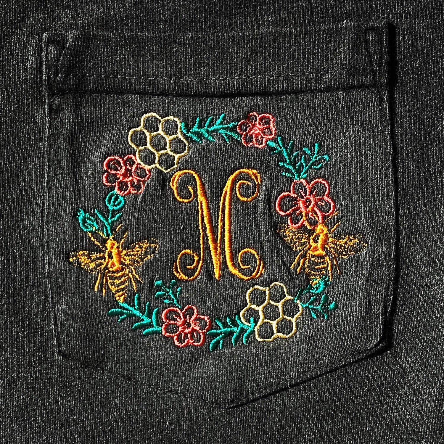 Bee Monogram Shirt, Daisy Monogram, Flower Monogrammed Tee, SHORT ...
