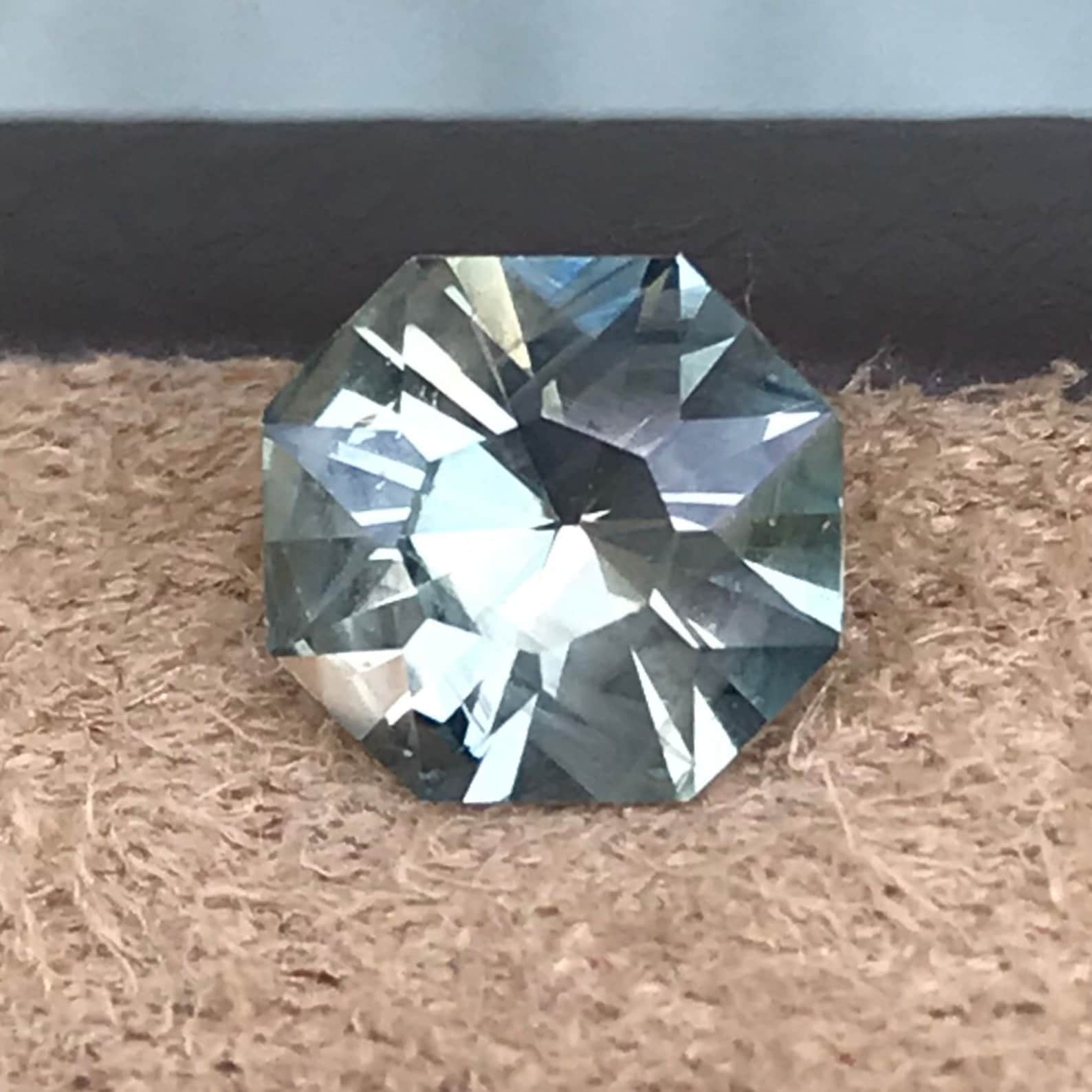 Mint green sapphire - directple