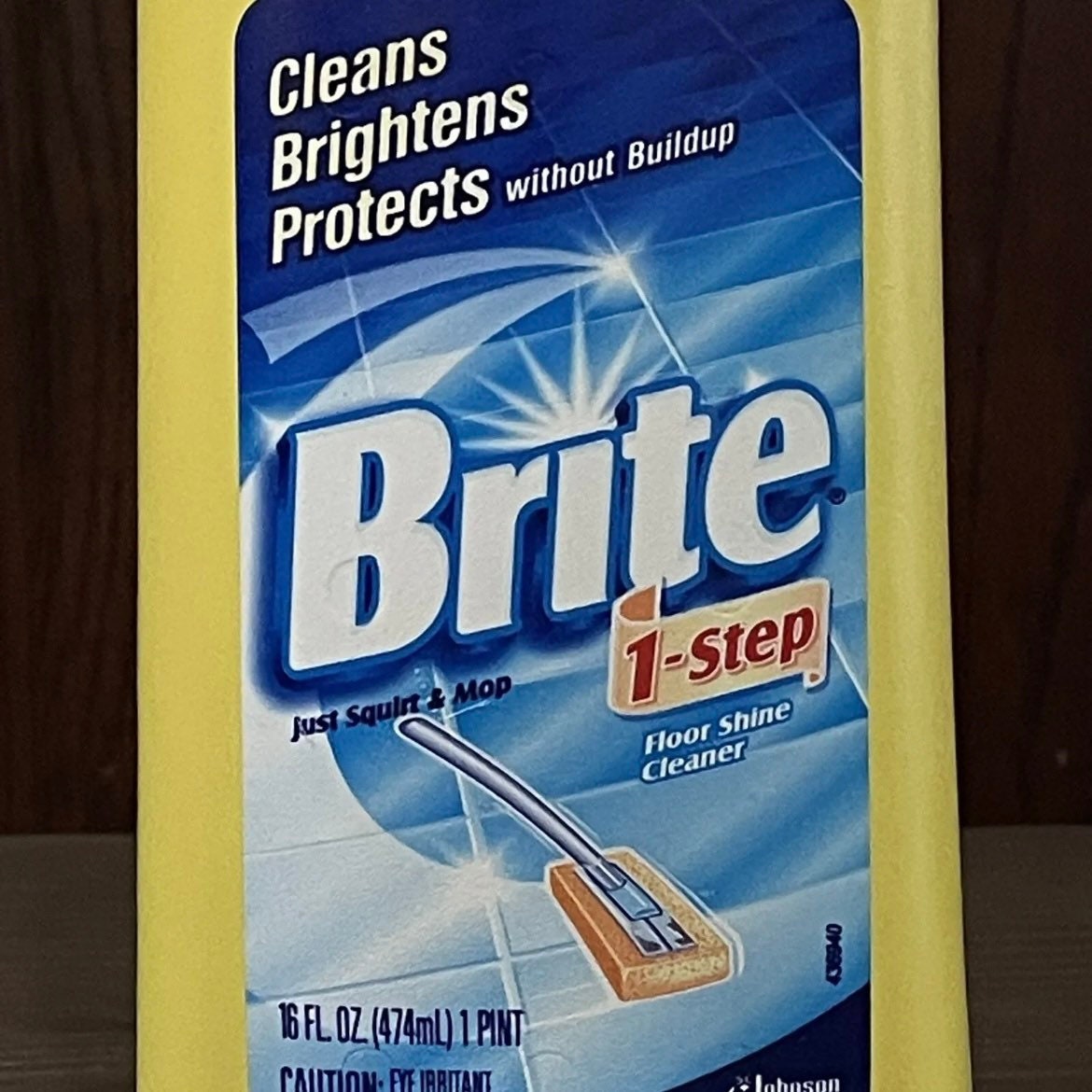 Vintage Brite Floor Shine 1 Step Cleaner 16 Fl Oz SC Johnson Lot of 2 Bottles New Squirt & Mop ...