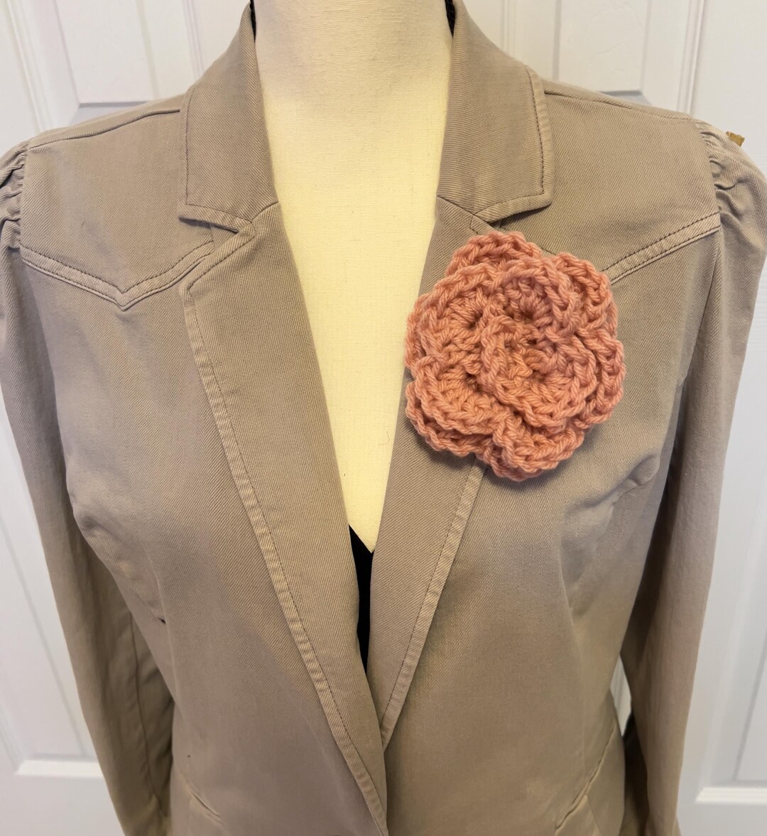 Crochet Rose Color Flower Broach, Crochet Broaches, Flower Brooches - Etsy