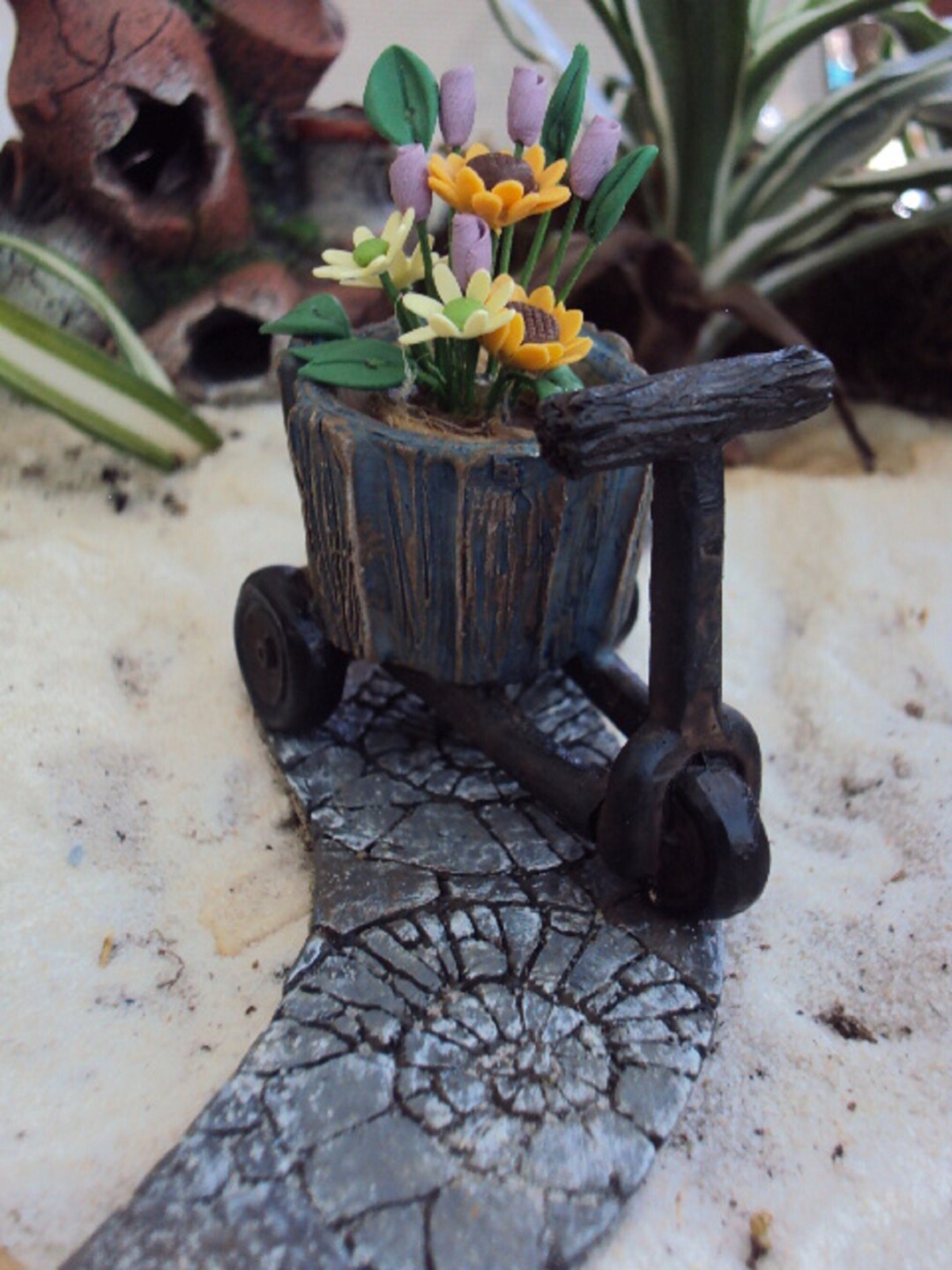 Miniature Garden Bicycle Planter With Spring Basket of Flowers ...