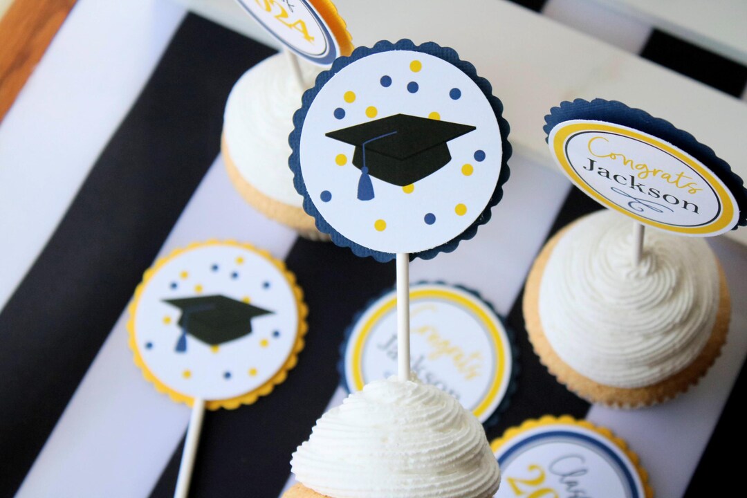 Graduation Cupcake Toppers, Class of 2025 Cupcake Decorations, Grad ...