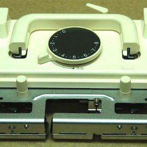 Silver Reed LC2 Lace Carriage for Singer / Silver Reed Knitting Machine ...