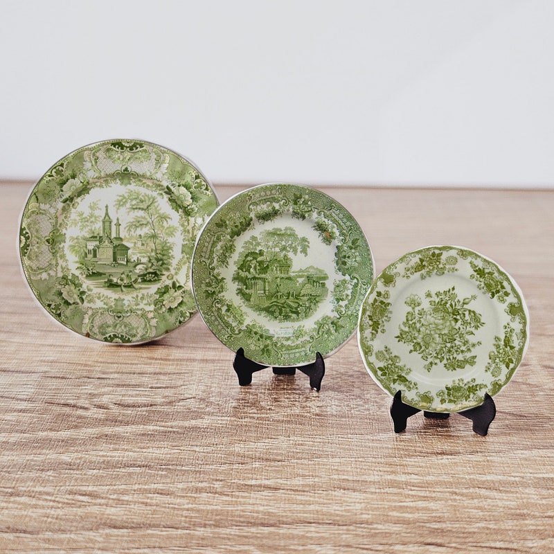 Green Small Art Plates - Etsy UK
