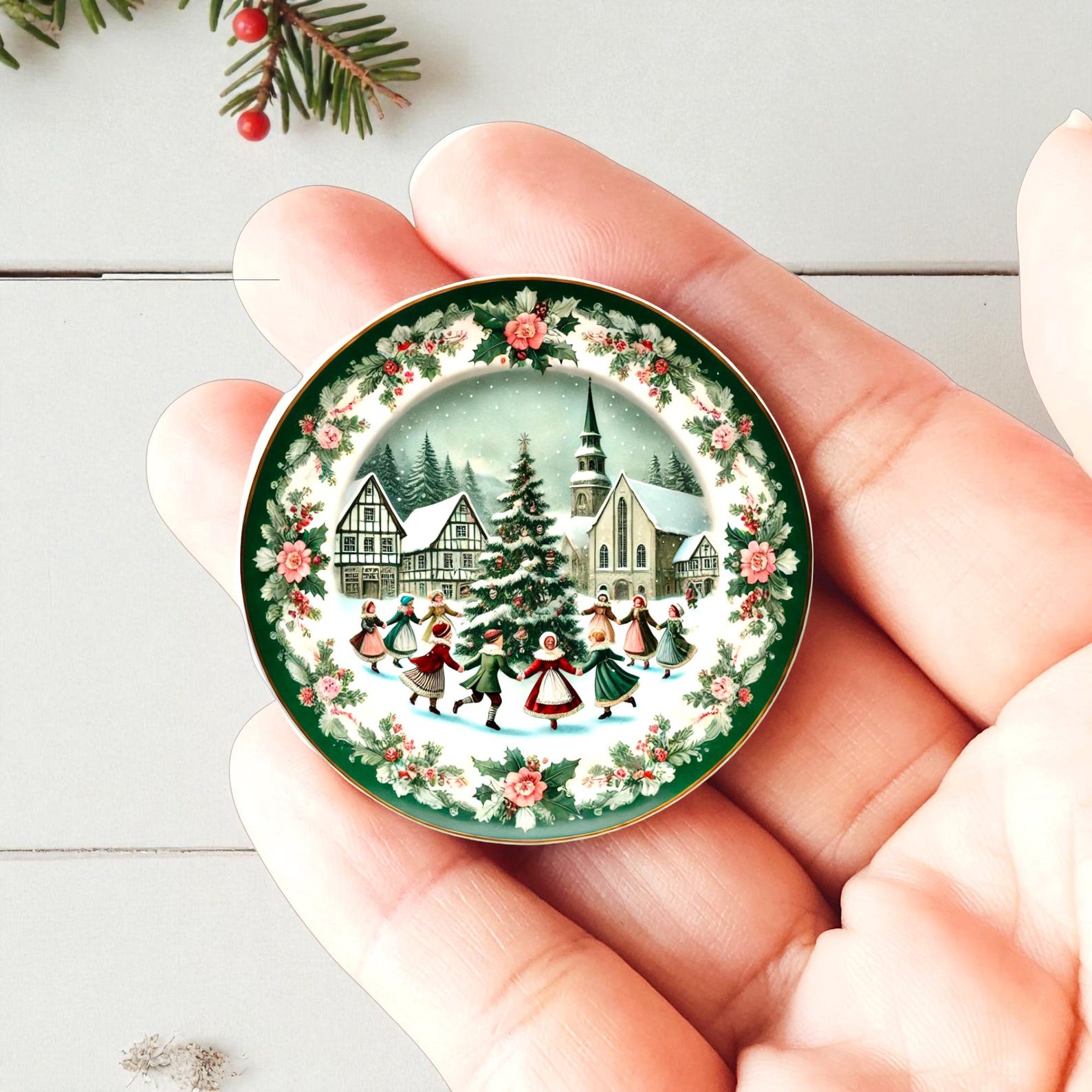 Miniatures Ceramic Christmas Plates : Vintage Dollhouse Accessories ...