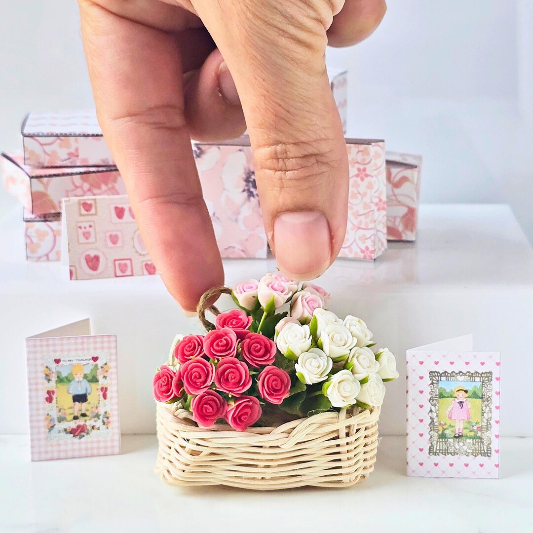 Decorative Miniature Rose Bouquet With Card Presents, Valentin's Gift ...