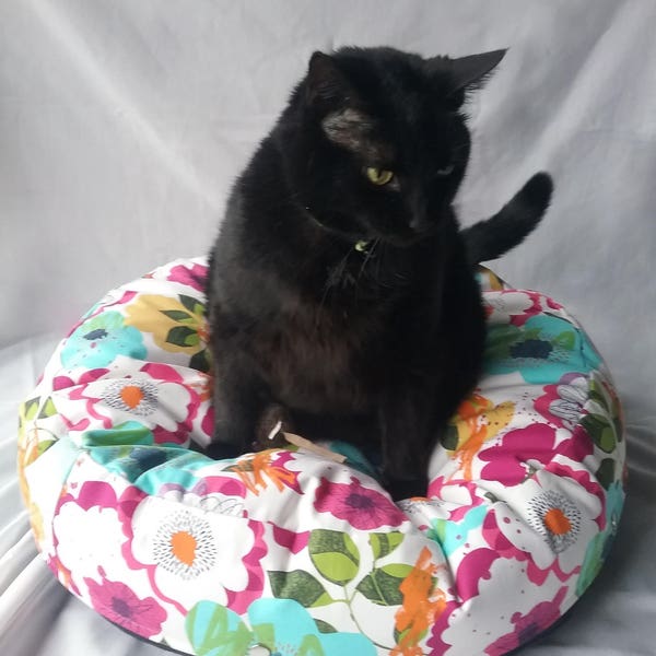 Floral Cat Bed - Etsy
