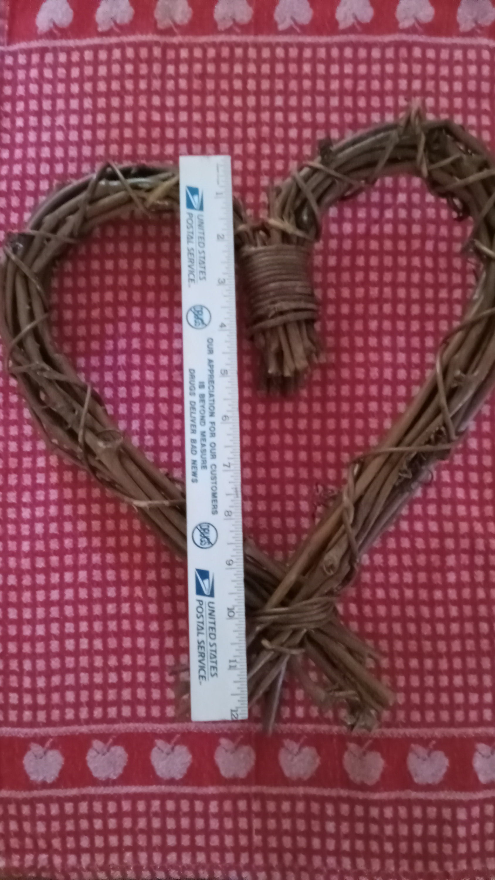 Vtg. Grapevine Heart Wreath - Etsy