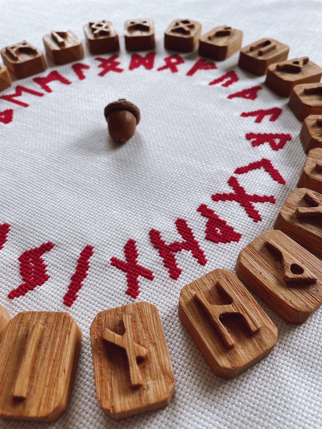 Pagan Altar Cloth Elder Futhark Runes Norse Vikings Germanic Wotan ...