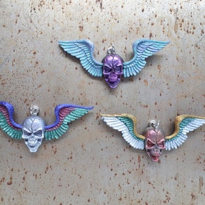 Winged Skull Wall Plaque: Hand-cast Resin Gothic Art - Etsy