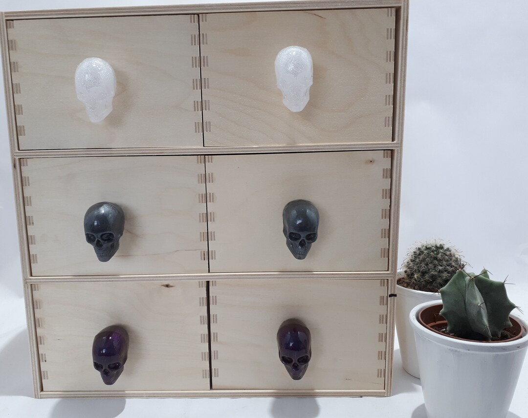 Resin Skull Knobs, Skull Drawer Pulls With 30mm Thread, Made to Order ...