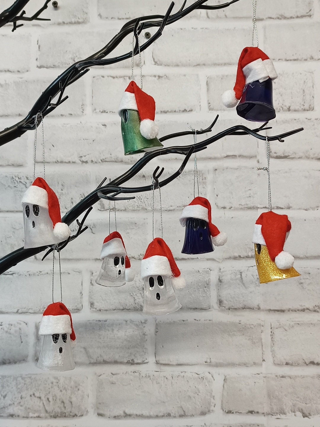 Christmas Hat Ghost Baubles, Ghosts, Ghost Baubles, Halloween Baubles ...