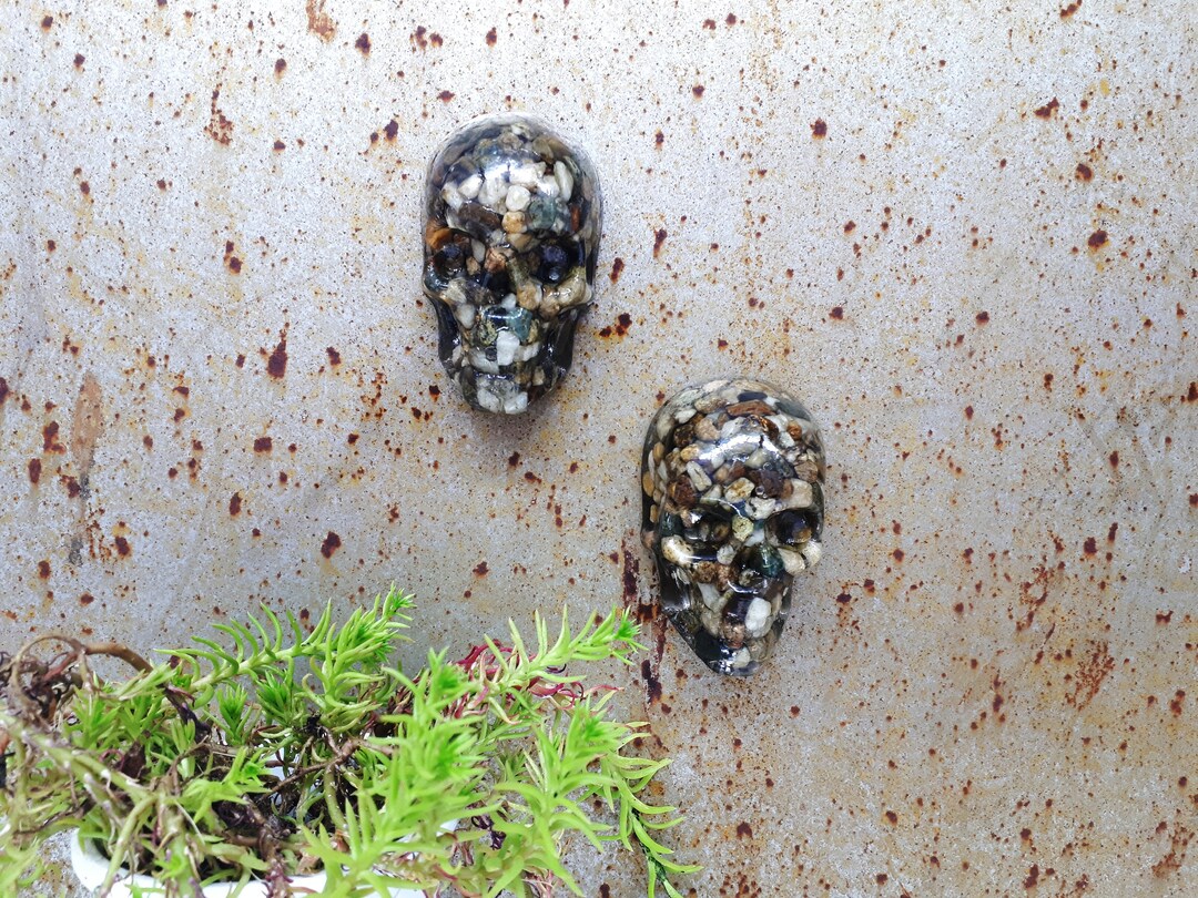 Pebble Skull Fridge Magnet: Large Resin Skull, Gothic Decor - Etsy