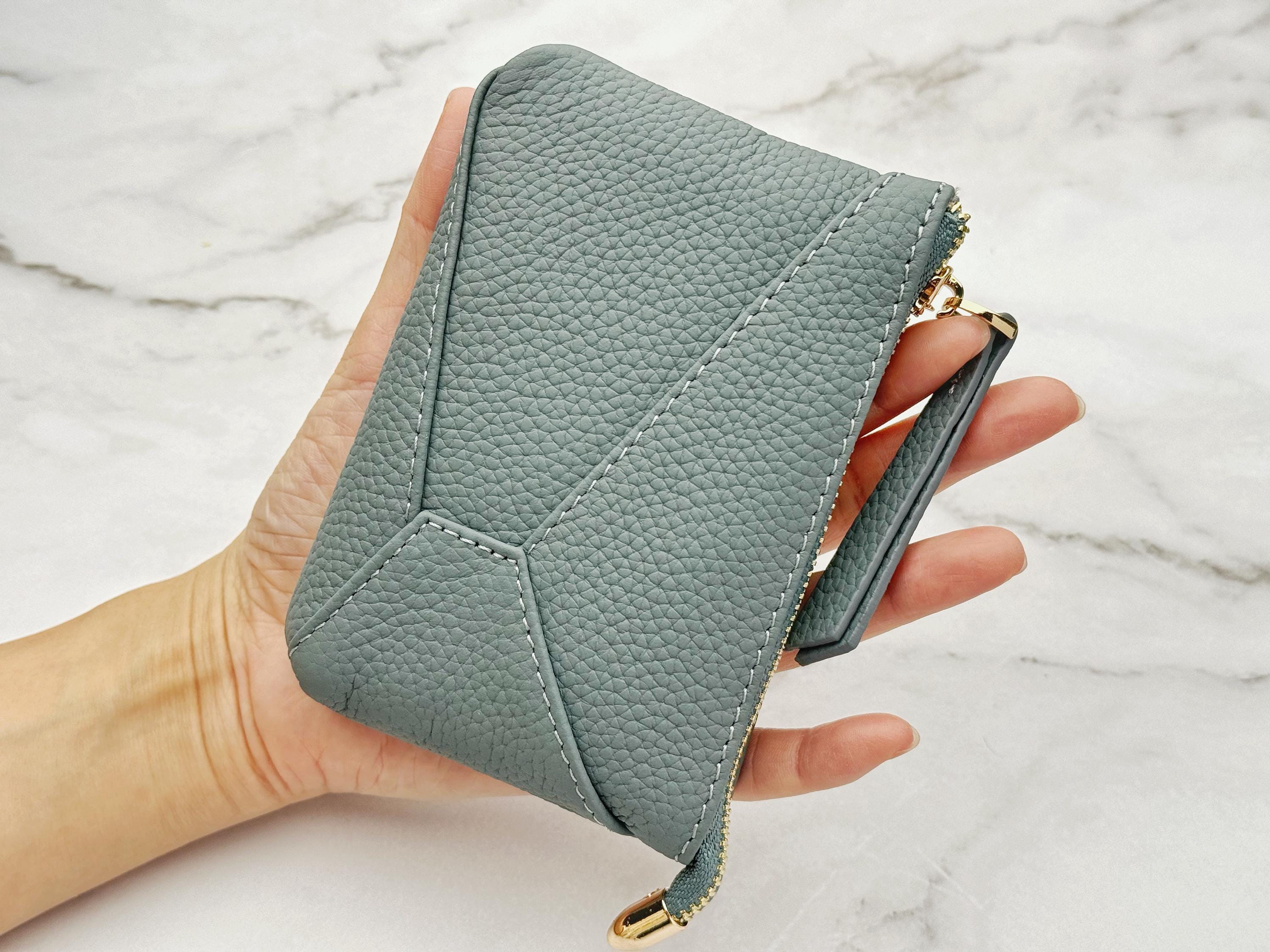 Minimalist Women Purse, Key Ring and Lobster Clasps Attached, Zippered ...