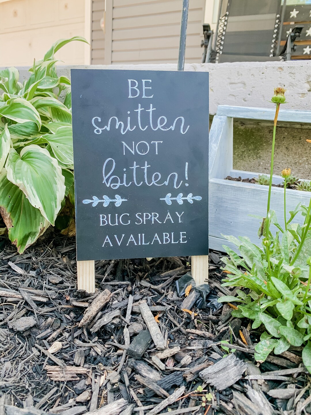 Be Smitten Not Bitten Wooden Easel Sign / Event Sign / Chalk - Etsy