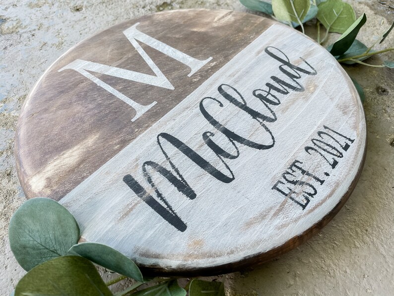 Circle Wooden Last Name Sign / Last Name Established Circle | Etsy