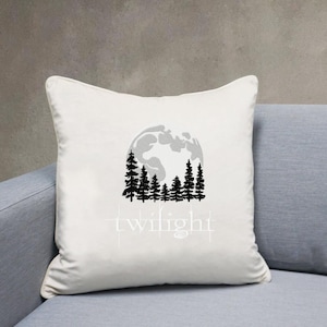 Crescent Moon and Twilight Sky Embroidery Design, Nighttime Scene, 3 ...