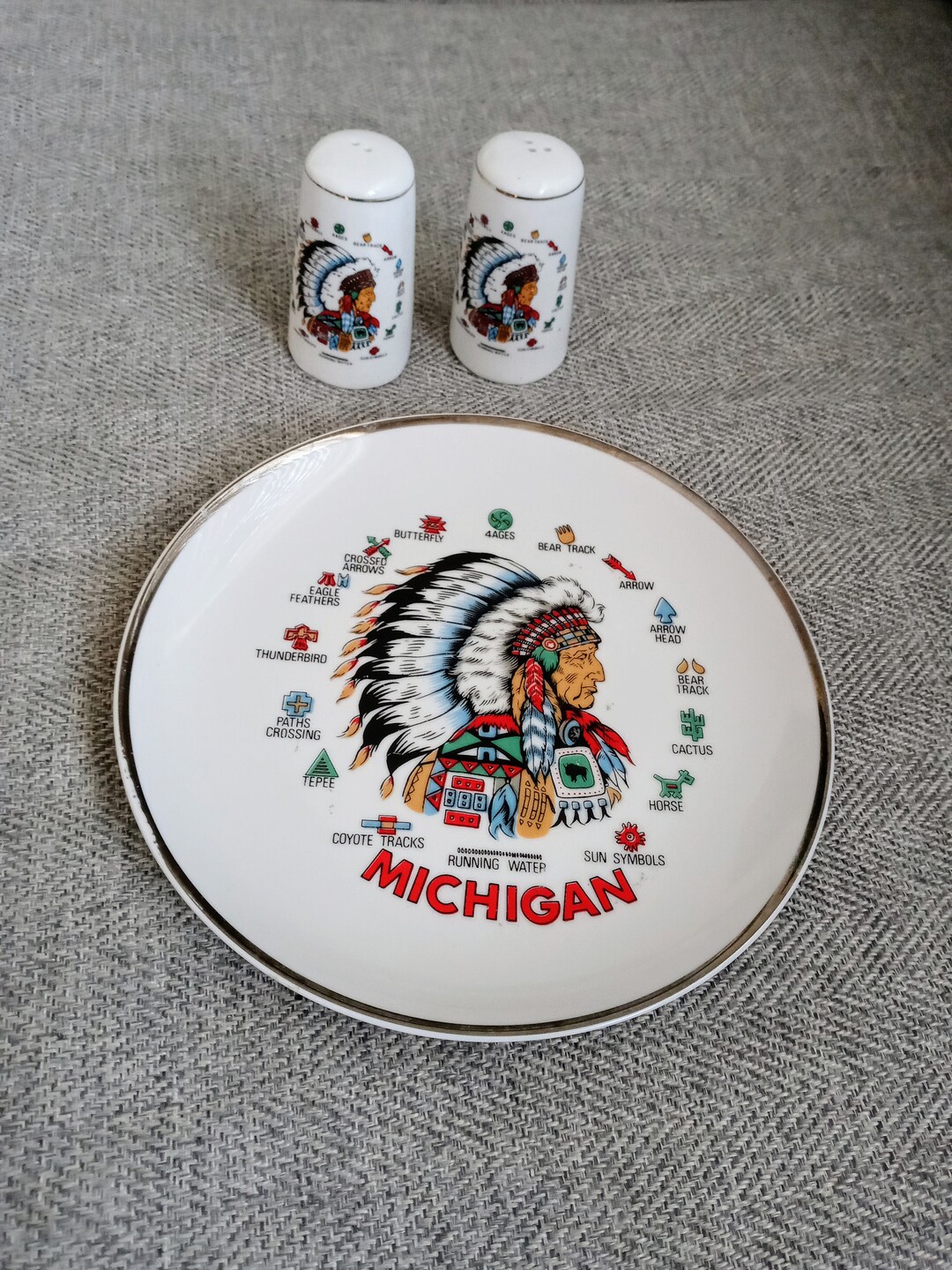 Native American Symbols Salt and Pepper Shakers, Includes Ornamental ...