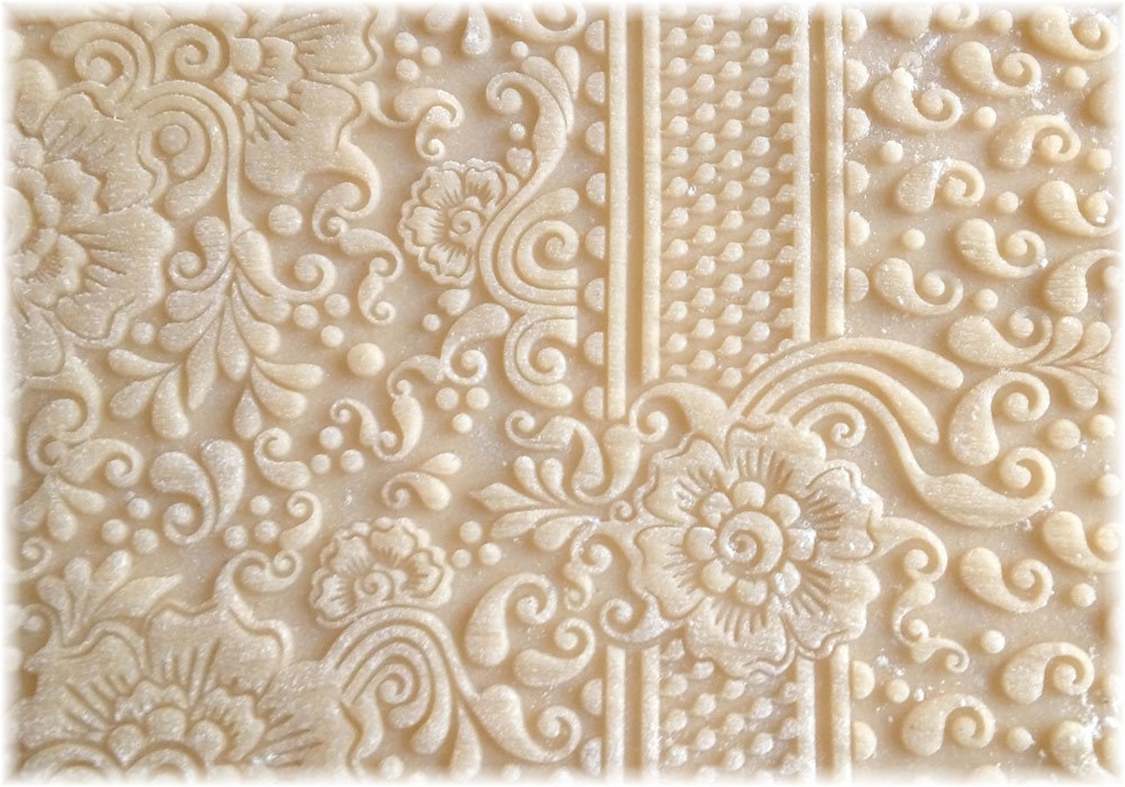 PAISLEY, Laser Engraved Wooden Rolling Pin, Embossed Stamp Rolling Pin ...