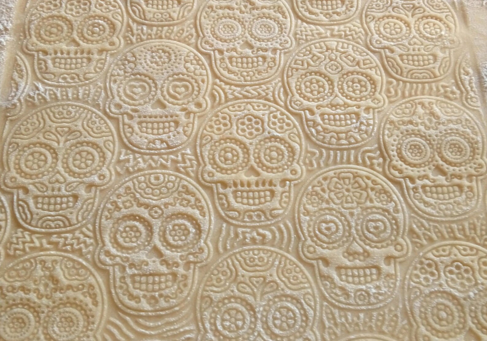 Engraved Rolling Pin, SUGAR SKULL Halloween, Dia De Los Muertos ...