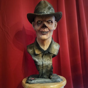 Cemetery Ghoul Inspired Fall Out Zombie Bust - Etsy UK