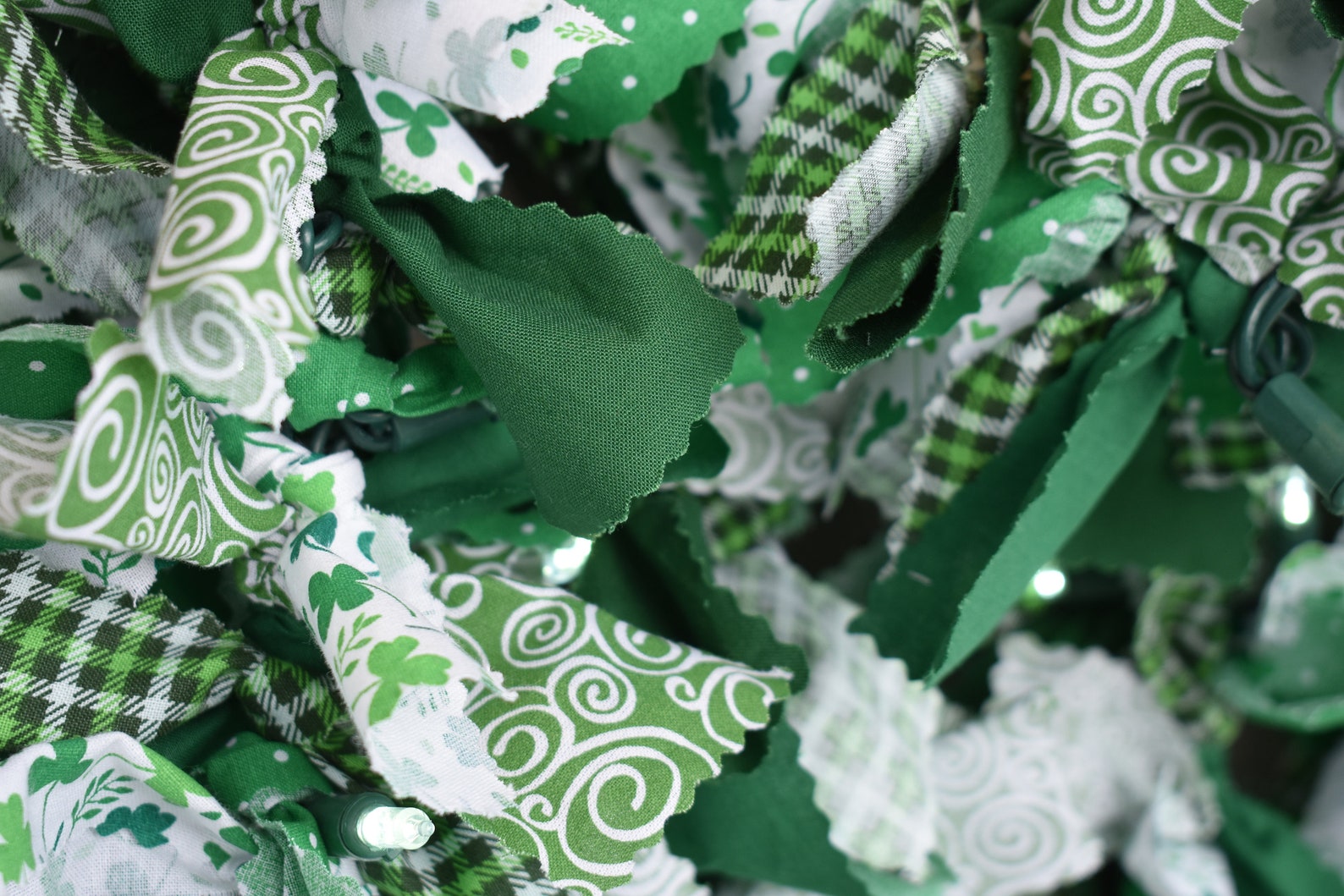 Lighted St. Patrick's Day Garland ~ Rag Tie Garland ~ St. Patrick’s Day ...